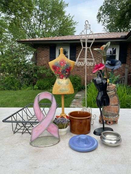 Home Décor Assortment - Auction Ohio