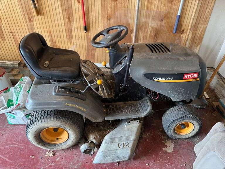 Ryobi Riding Mower - Auction Ohio