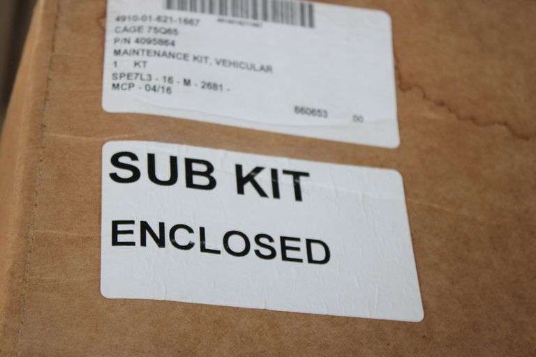 Vehicular Maintenance Kit Part No. 4095864 - Auction Ohio