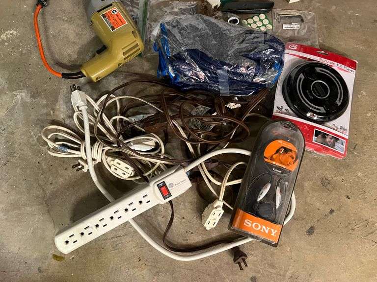 Tools, Saw and Cords - Auction Ohio