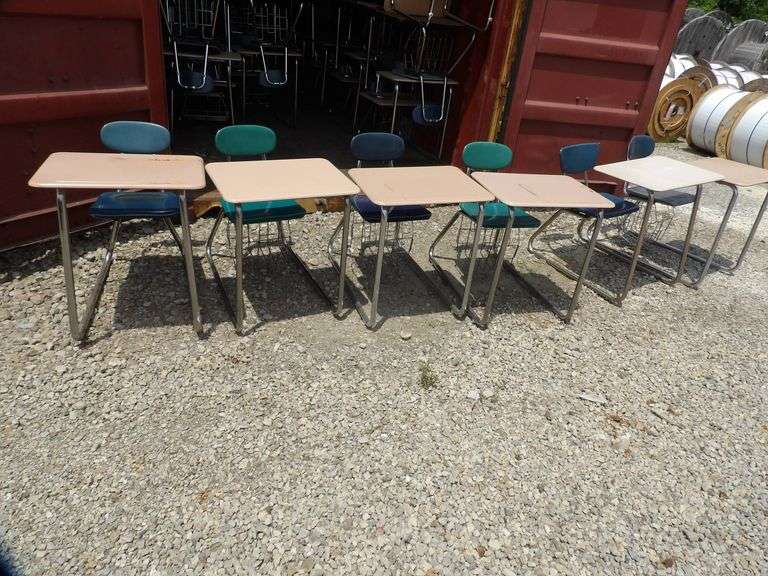 Sled Desks - Auction Ohio