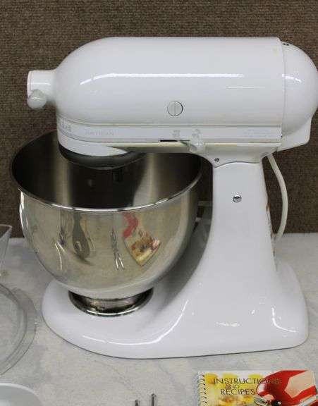 KitchenAid Artisan Series Stand Mixer with Attachments and Manuals ...