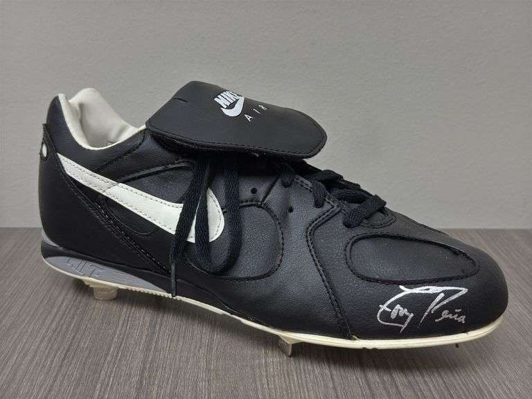 Tony Pena, Cleveland Indians Signed Nike Air Right Baseball Cleat ...