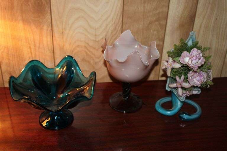 MCM Glassware - Auction Ohio