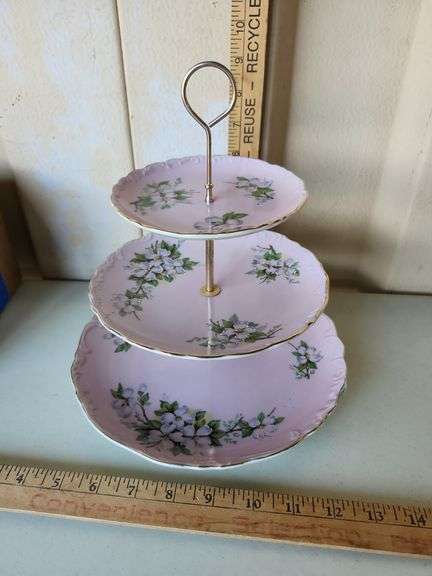 3 Tier Tea Tray Made In Japan - Auction Ohio