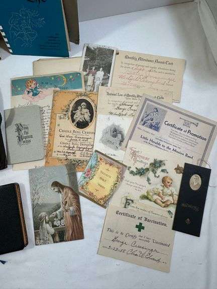 Black & White Photos/Ephemera/Books - Auction Ohio