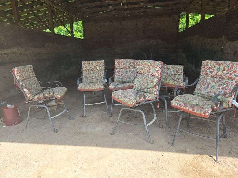 Outdoor patio furniture - Auction Ohio