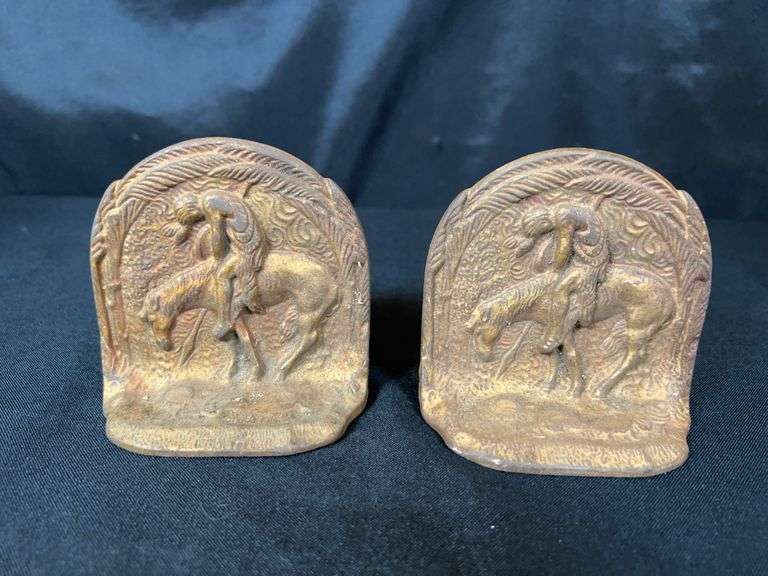 Small Metal Bookends - Auction Ohio