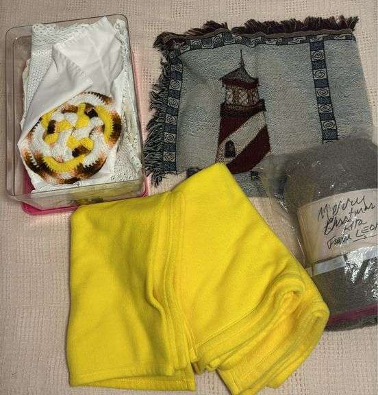 Misc Linens - Auction Ohio