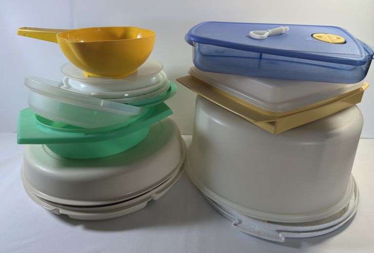 Tupperware - Auction Ohio