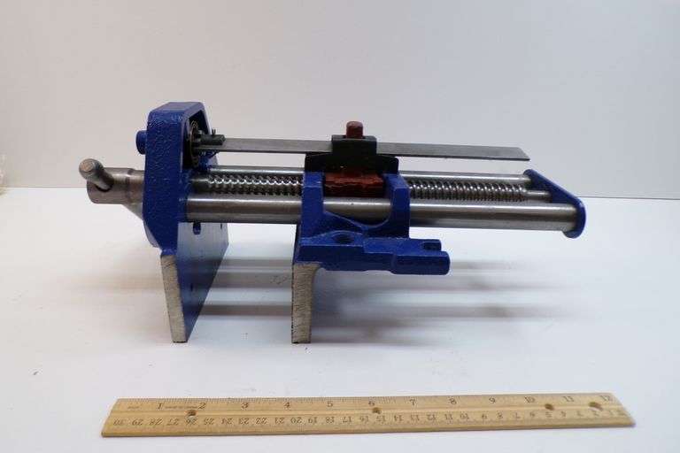 Yost Model M7WW Rapid Action Wood Working Vise - Auction Ohio