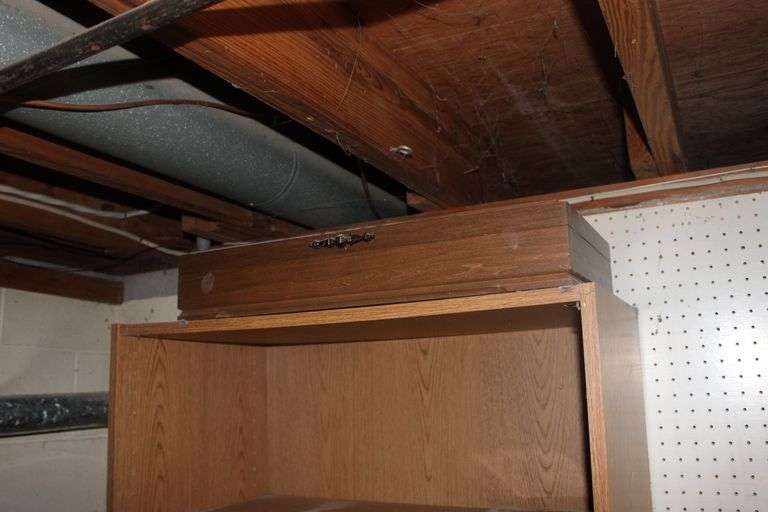 Bookcase & Folding Table - Auction Ohio