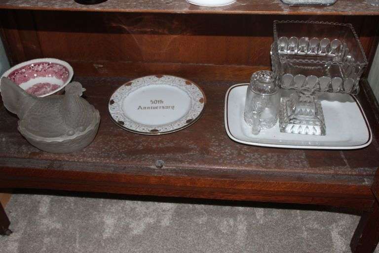 Assorted Decorative Dishes - Auction Ohio