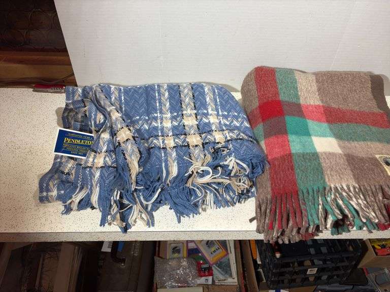 Pendleton Blanket and New Zealand Blanket - Auction Ohio