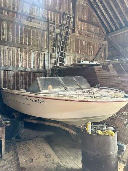 Sea Sprite Bowrider Fiberglass Boat with ShoreLand’r Trailer - Auction Ohio