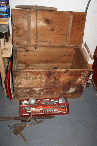 Wooden Tool Trunk - Auction Ohio