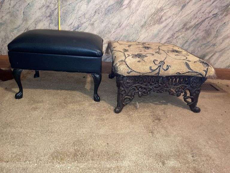 Stool's - Auction Ohio