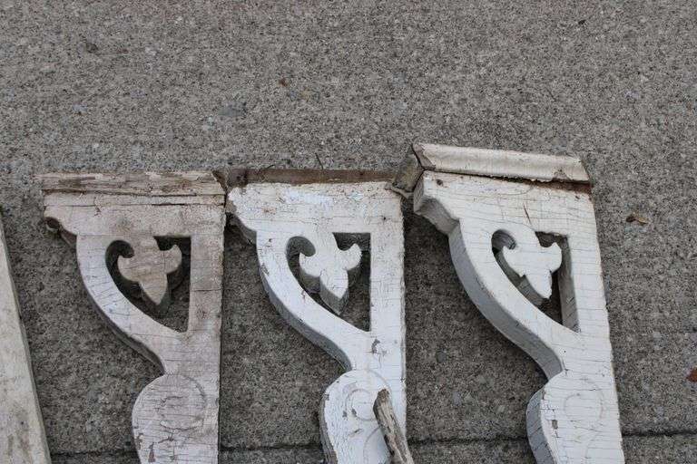 Antique Victorian Cornices - Auction Ohio