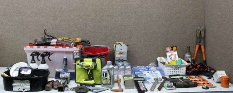 Power Tools, Hand Tools, and Accessories Lot - Auction Ohio