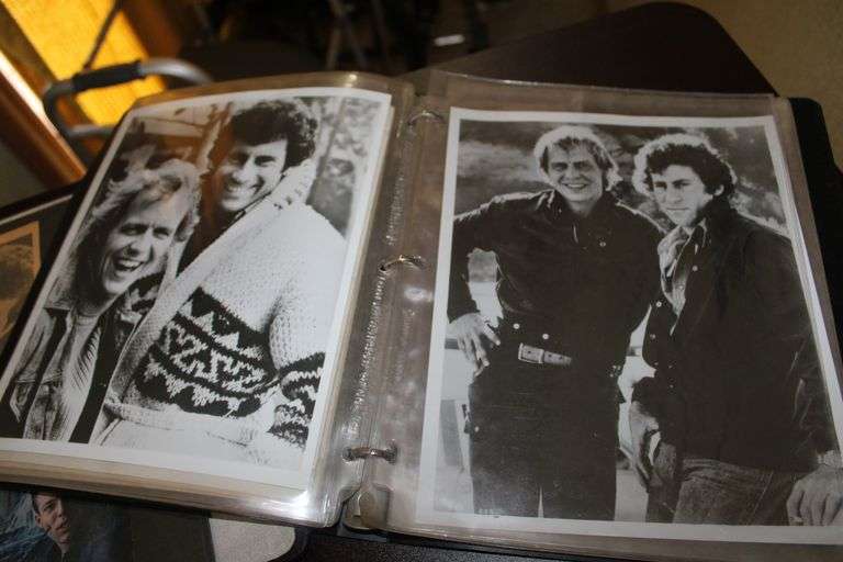Western Actor Binder - Auction Ohio