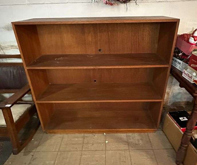 Bookcase - Auction Ohio