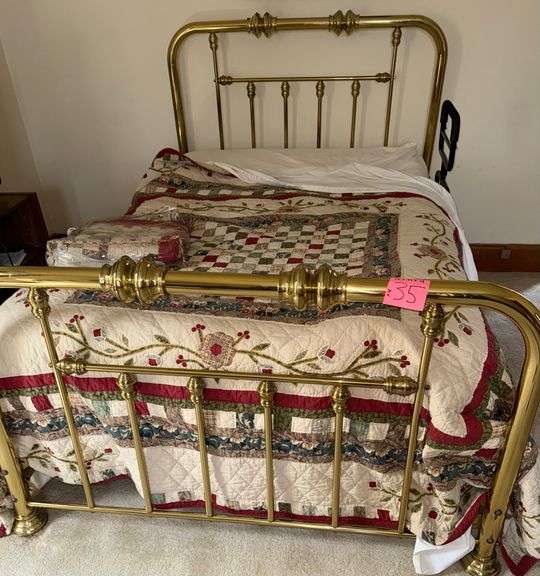 Complete Bedding - Auction Ohio