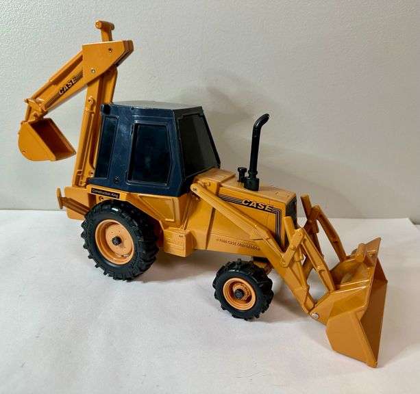 Case Ertl "Construction King" Backhoe Loader - Auction Ohio