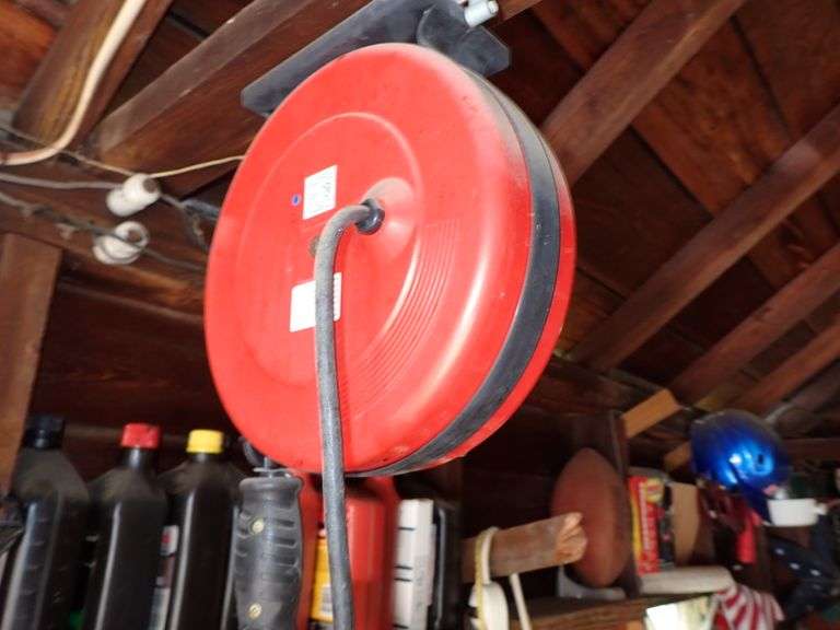 AC Delco Retractable Cord Reel Drop Light 40' Wall Ceiling Mount ...