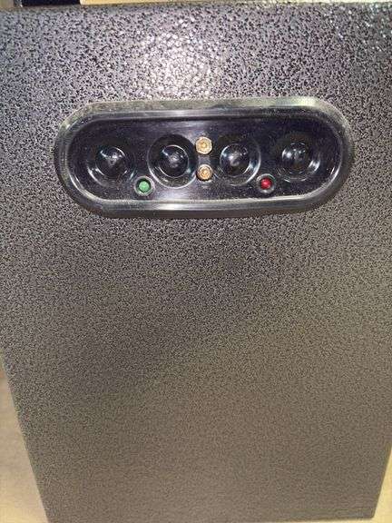 Push Button Safe - Auction Ohio