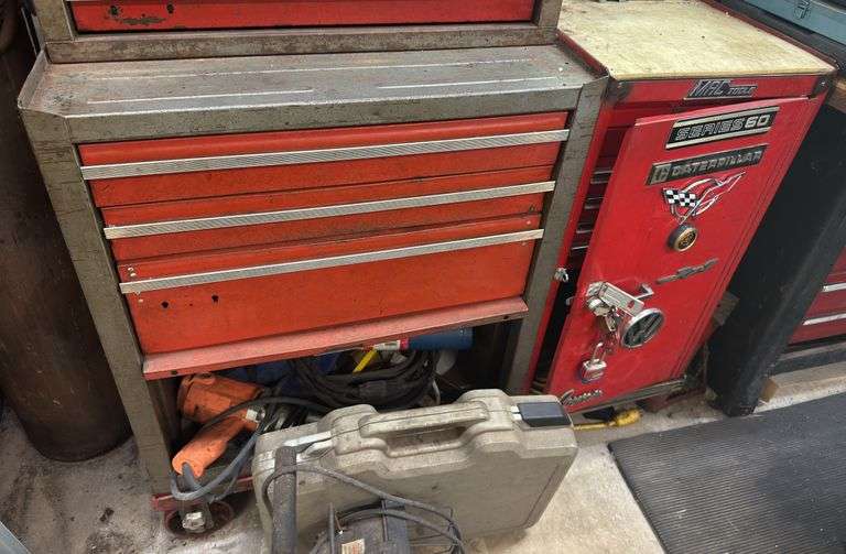 MAc tool Box - Auction Ohio