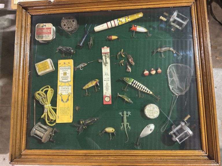 Huge vintage/antique fishing lures display - Auction Ohio