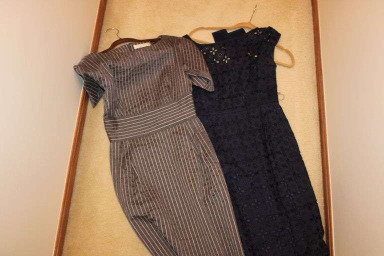 Women's Dress Pair - Auction Ohio