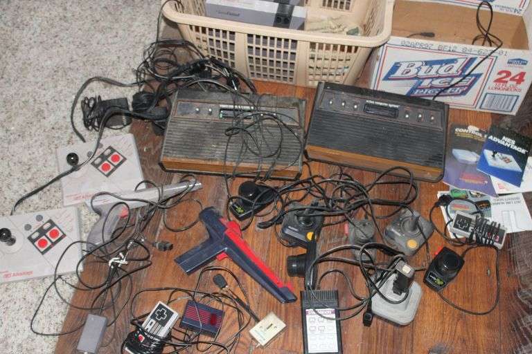 Atari & NES Gaming - Auction Ohio