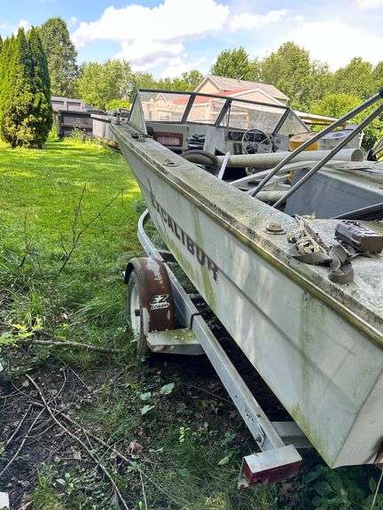 EZ Loader Boat and Trailer Package - Auction Ohio