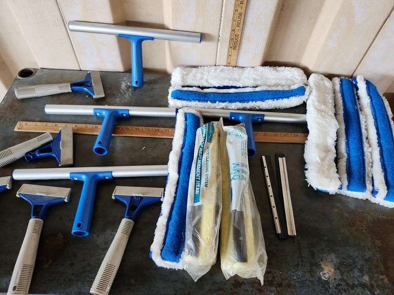 Assorted Mop Ends - Auction Ohio