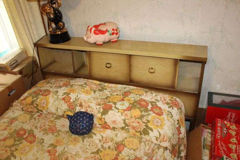 MCM Bed & Mattress Set - Auction Ohio