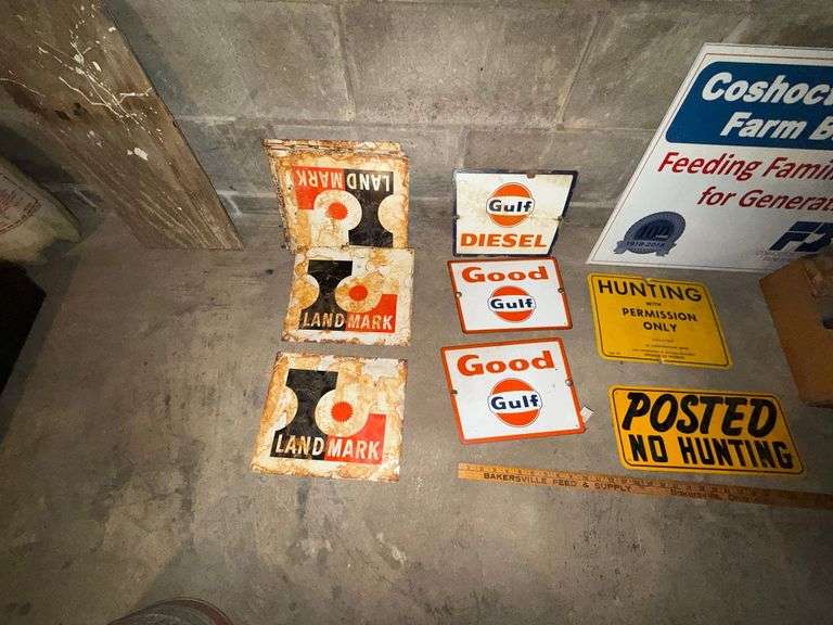 Gulf Metal Signs, Landmark Metal signs, - Auction Ohio