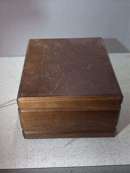 Box Telephone - Auction Ohio