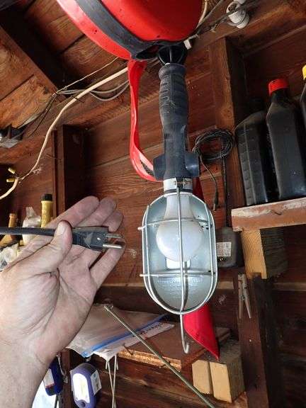 AC Delco Retractable Cord Reel Drop Light 40' Wall Ceiling Mount ...