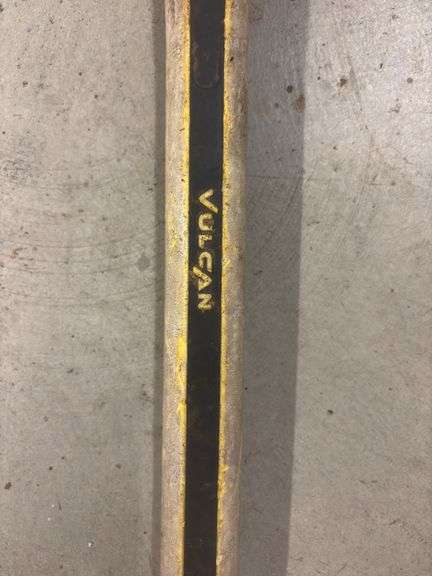 Vulcan Pick Mattock & Estwing Axe - Auction Ohio