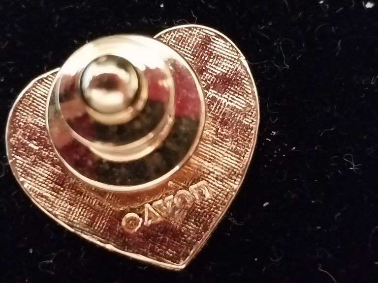 Three Patriotic Heart Lapel Pins - Auction Ohio