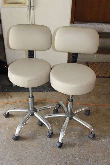 Office Stools - Auction Ohio