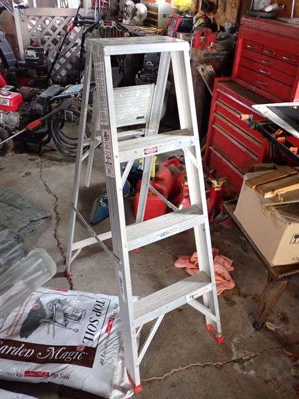All American Aluminum folding step ladder Type III 200lbs - Auction Ohio