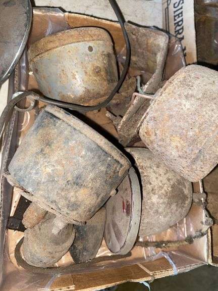 Model A Ford Lights - Auction Ohio