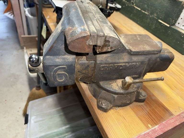 Bench Vise - Auction Ohio