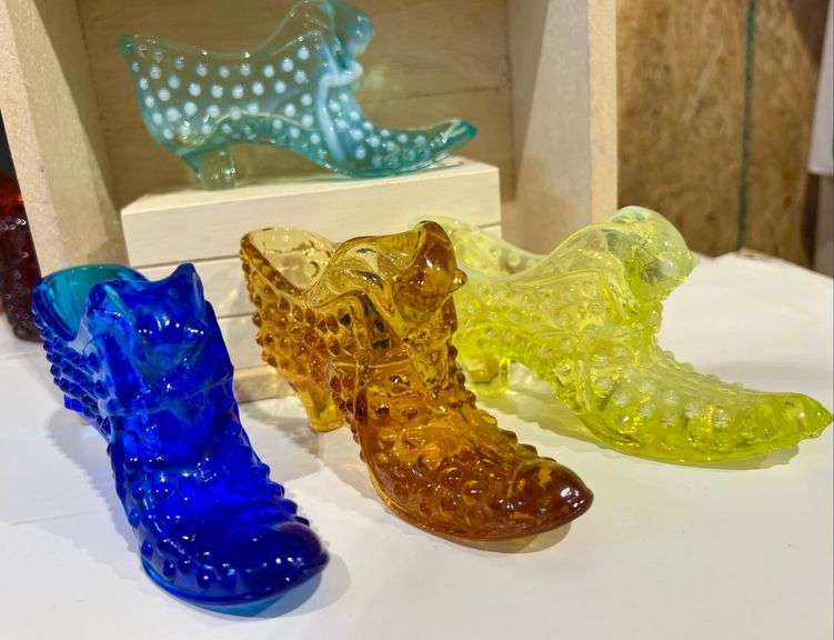 Cats Head Fenton Hobnail Slipper Lot of 4 - Auction Ohio