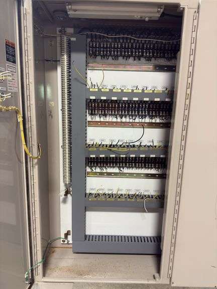 Large Industrial Electric Box - Auction Ohio