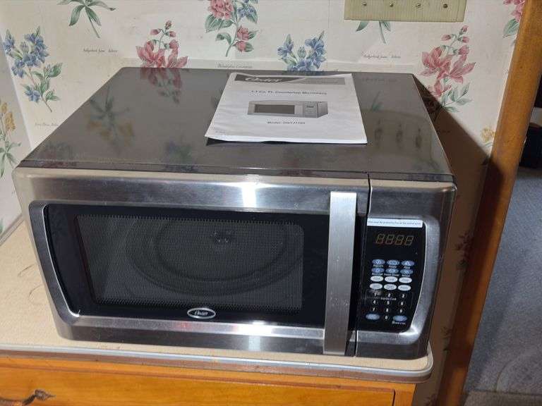 Oster Microwave - Auction Ohio