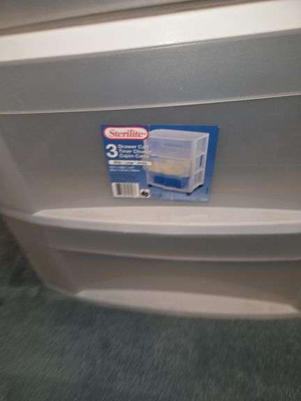 3 Tier Plastic Storage container - Auction Ohio