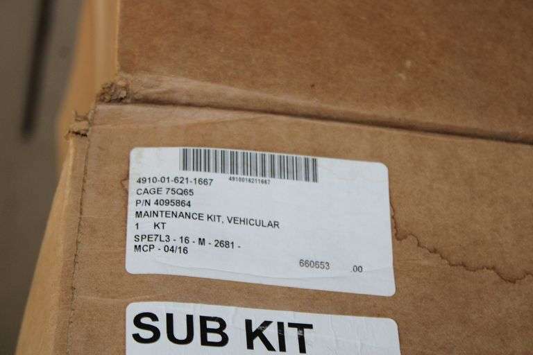 Vehicular Maintenance Kit Part No. 4095864 - Auction Ohio